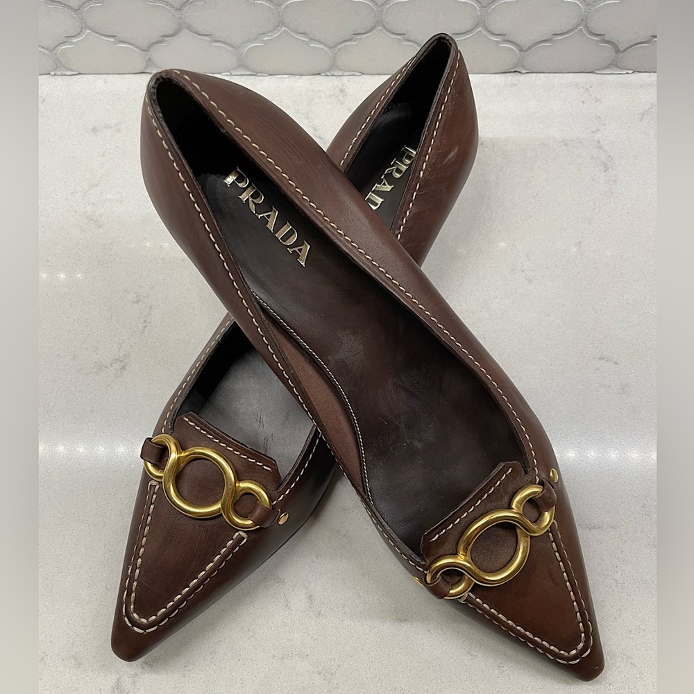 Prada - Vintage Brown Kitten Heel Pointed Toe Shoes - Gem